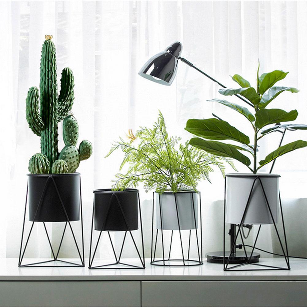 Maja - Circular Ceramic Planter & Stand — BO-HA